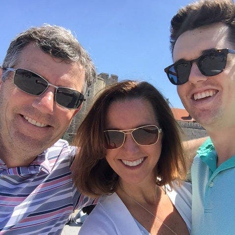 Working Mothers are Powerful Role Models