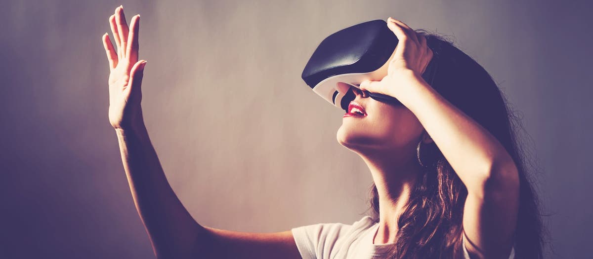 Leveraging VR for a Cutting-Edge Online Experience