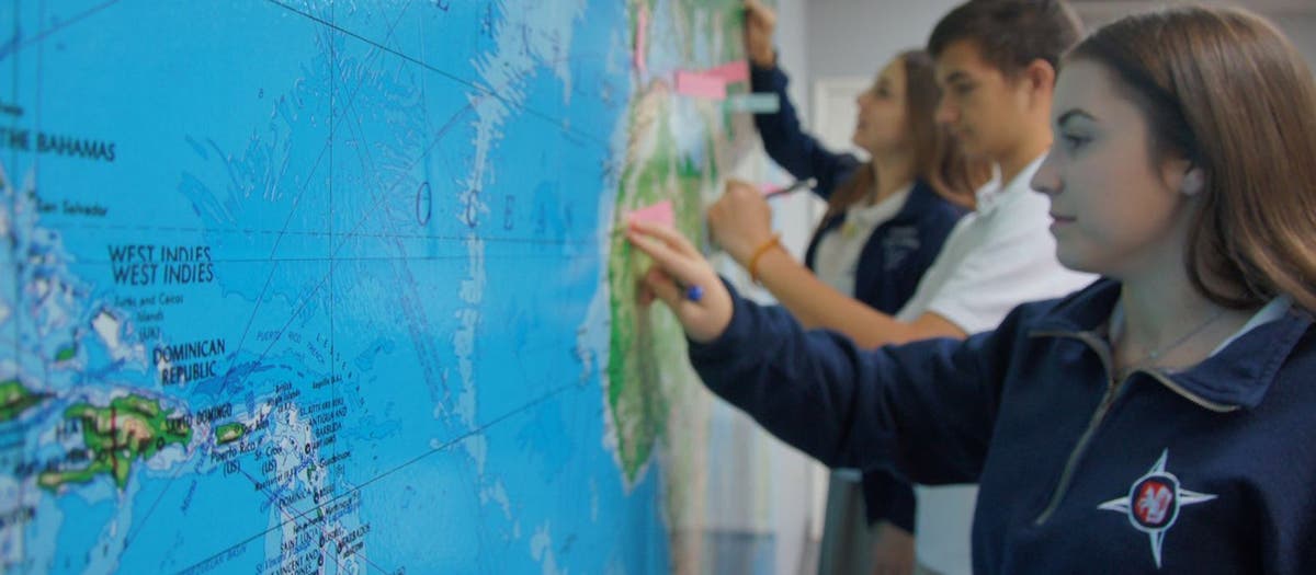 Students Learn How to be Visual Communicators