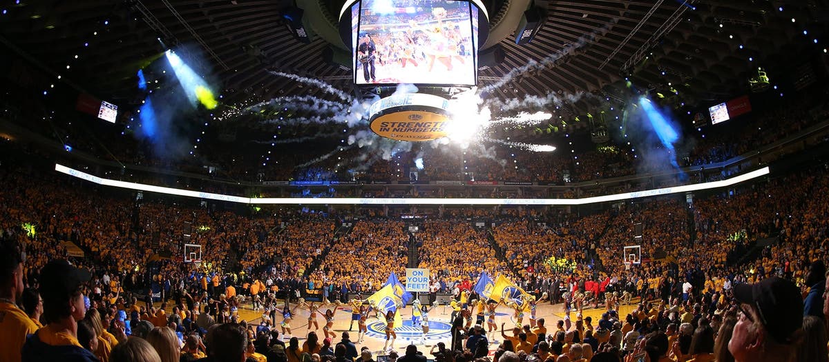 How the Golden State Warriors are Thrilling Fans On and Off the Court