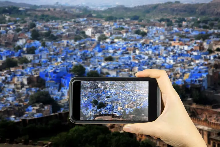 Smart tourism: Reviving sightseeing through technology